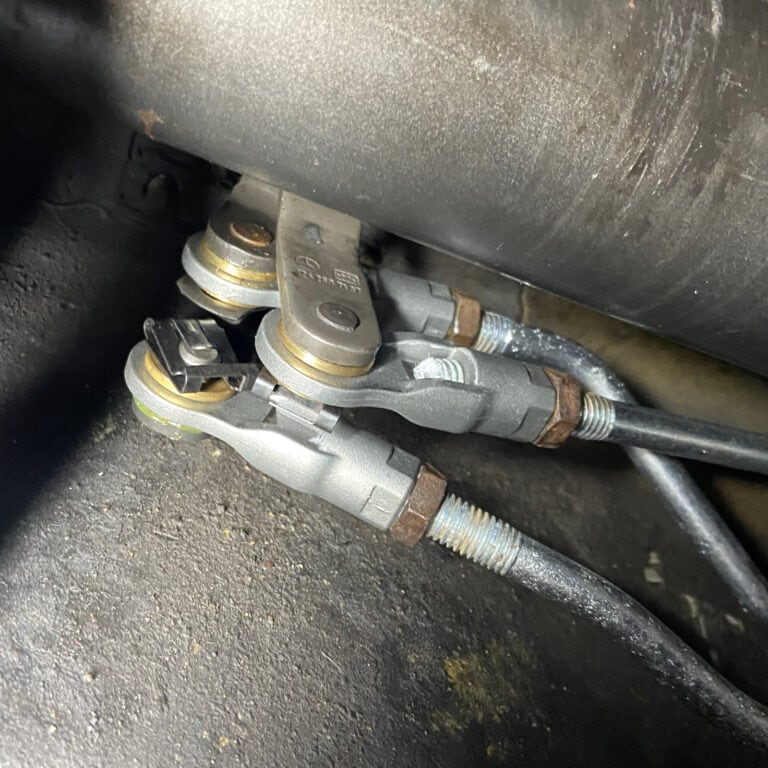 Full Shifter Bushing Kit Mercedes Benz W201 190E Delrin Brass - rpm ...